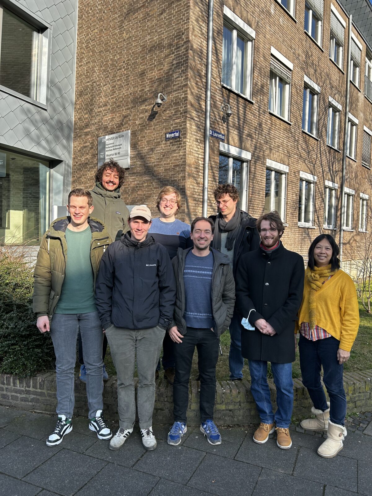 Poisson Geometry – Department of Mathematics – University of Cologne